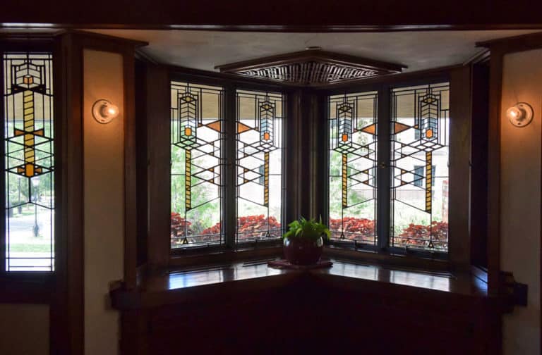Touring Frank Lloyd Wright's Robie House - DesignJunket
